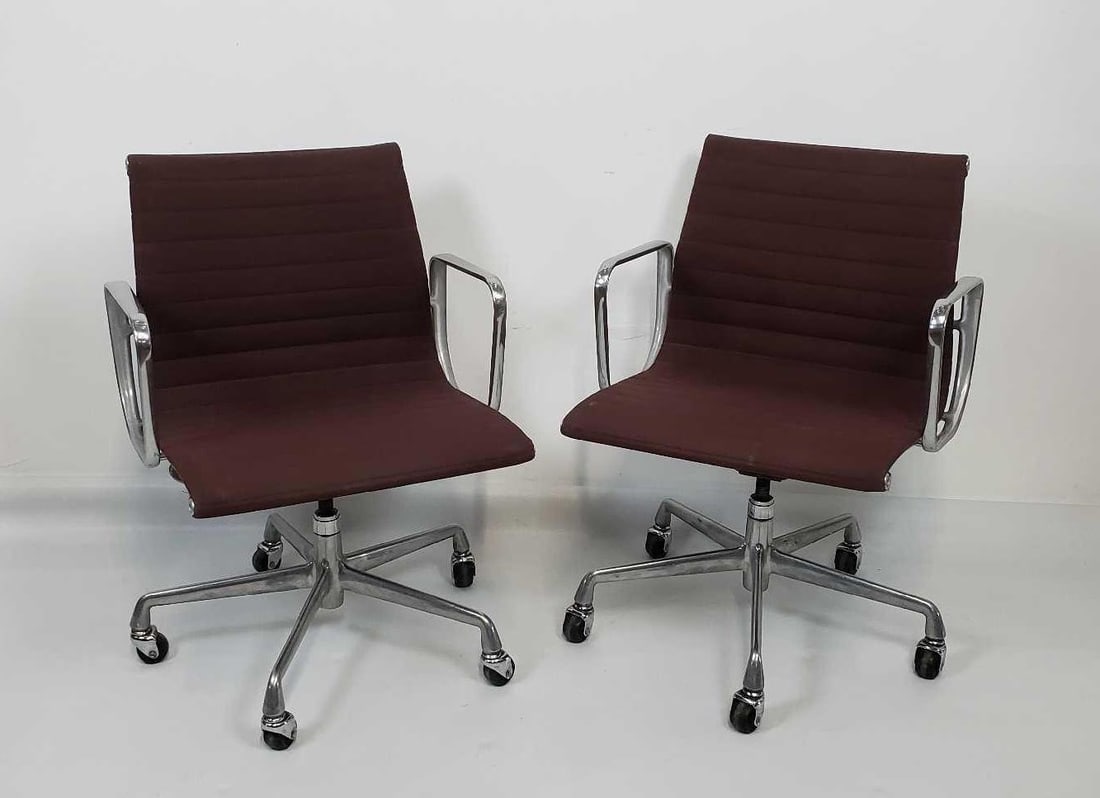 Buy Pair Of Charles & Ray Eames For Herman Miller Aluminum Group ...