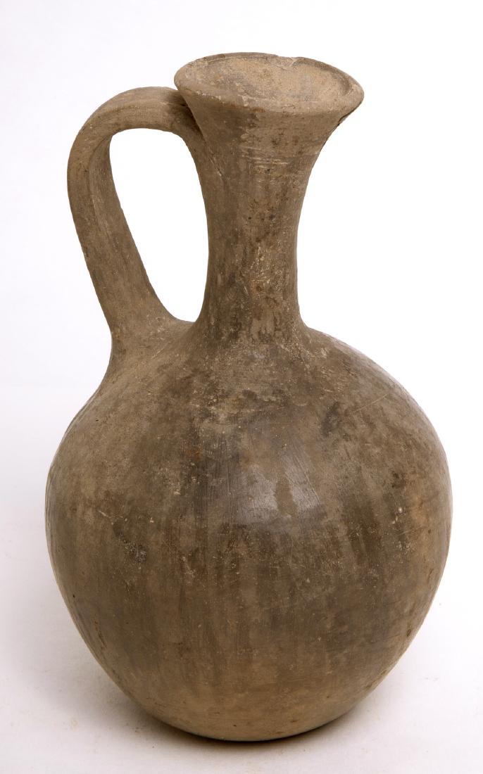 Ancient Holyland Iron age Pottery vessel, Circa 800 BC