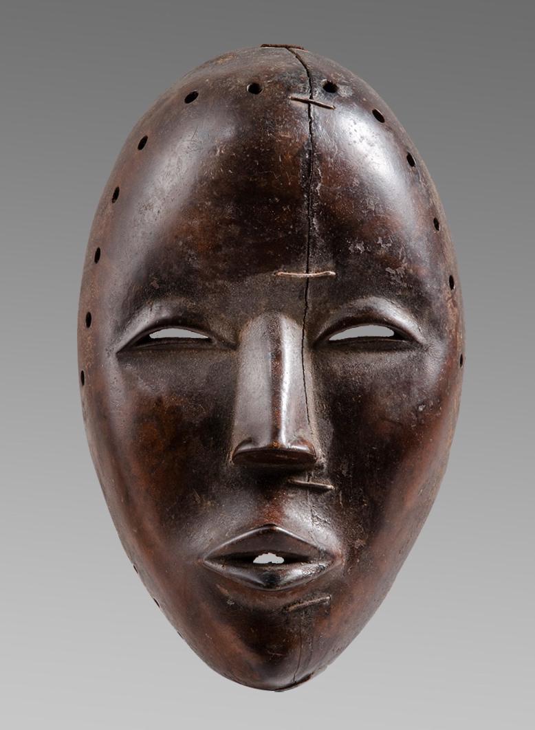 African Ivory Coast Wood Mask. - Dec 06, 2020 | Palmyra Heritage ...
