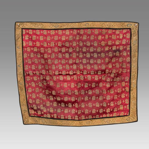 Antique Persian Safavid Silk Textile. - Oct 13, 2022 | Palmyra Heritage ...