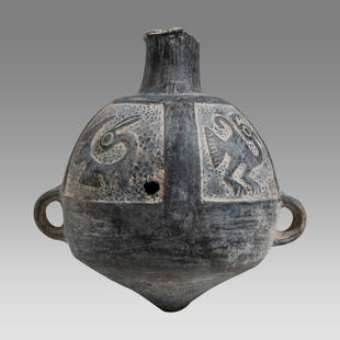 Pre Columbian, Chimu Blackware Relief Vessel With 4 Birds Ca. 800 1200 A.d.