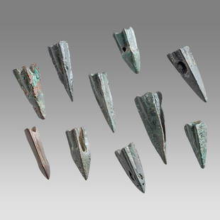Collection Of 15 Ancient Roman Arrow Heads