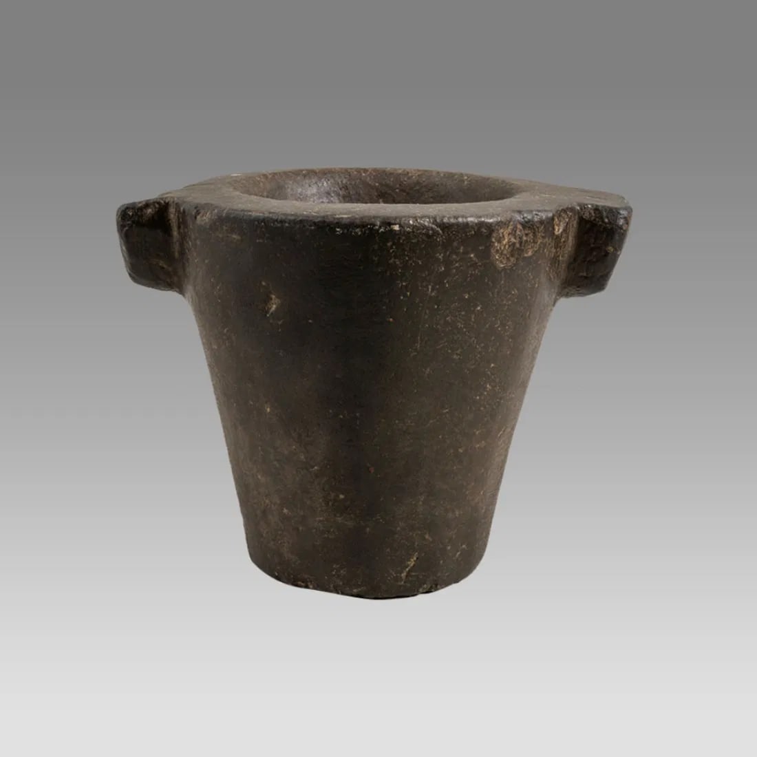 Egyptian Basalt Mortar, Mamluk Period, Ca. 13th-14th Cent. A.d. Auction