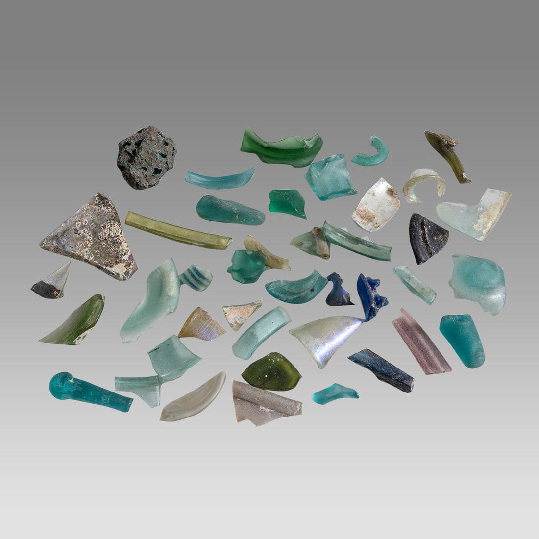 Lot Of 40 Pieces Of Roman Glass Fragments, Rims, Bases, Necks And ...