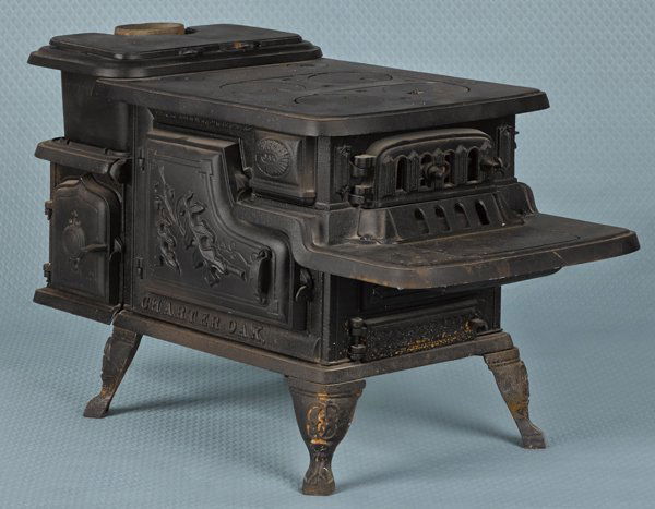 G. F. Filley Cast Iron Charter Oak No. 503 Stove