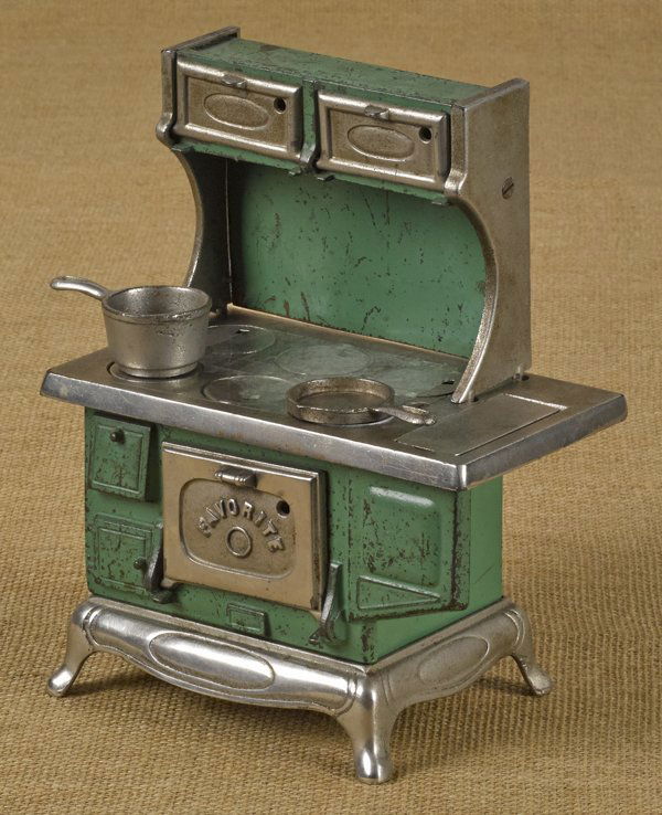 Kenton cast iron and nickel Favorite toy stove,