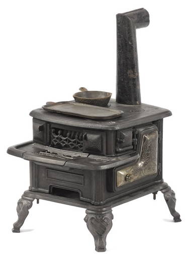 Bridgeford & Co. Louisville Cast Iron Our Pet T