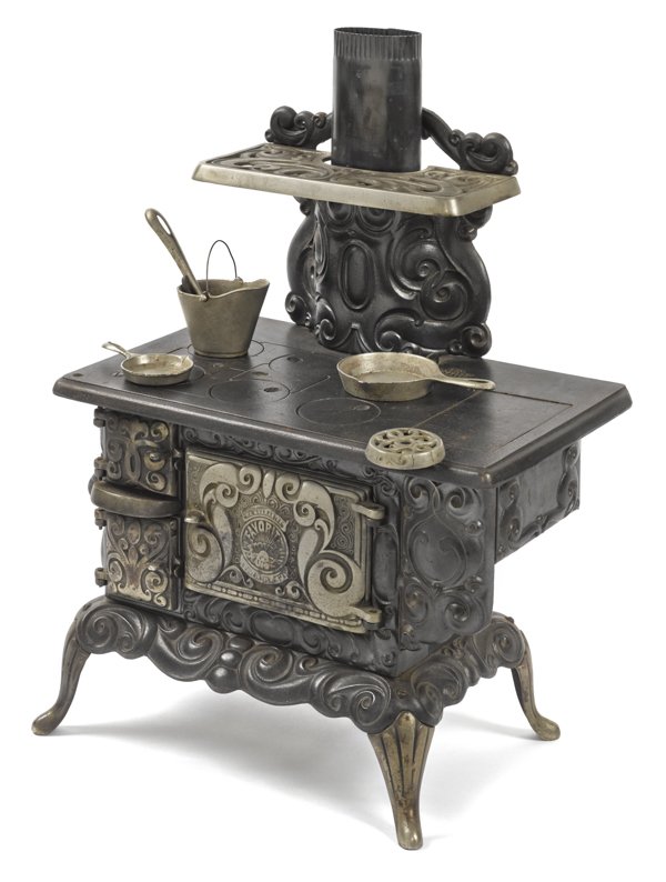 The Favorite Stove & Range Company Cast Iron And
