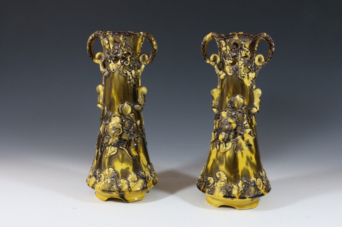 A PAIR OF JAPANESE AWAJI WARE VASES LATE 19TH CENTURY