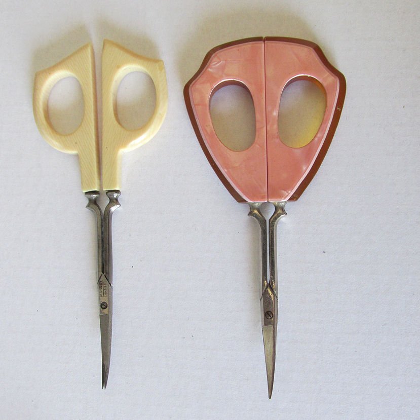 2 Pair Antique Art Deco Vanity Sewing Scissors
