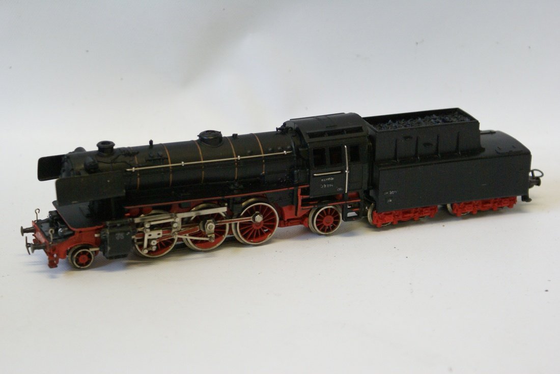 Vintage Marklin HO Scale 23014 2-6-2 Steam Locomotive