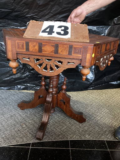 1890s 1900 Inlaid Folk Art/tramp Art Table