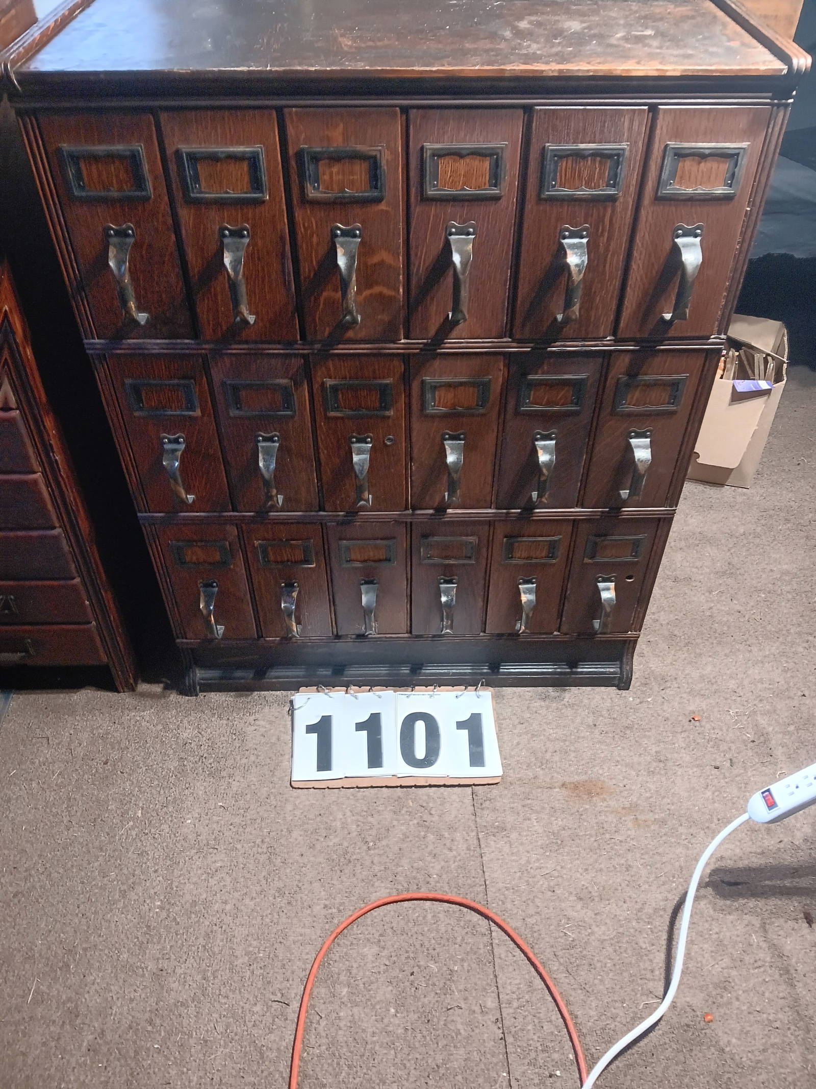 York Oak Three Section 18 Drawer Cabinet Auction