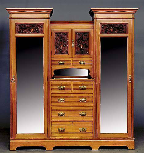 Gentlemen's Victorian Walnut Dressing Press