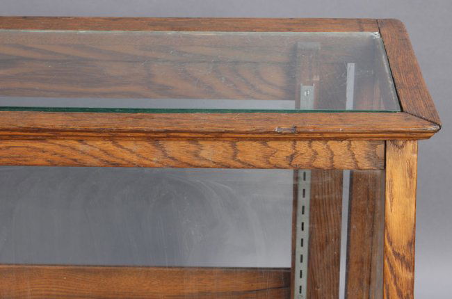 483: ANTIQUE OAK STORE DISPLAY CASE GLASS FRONT : Lot 483