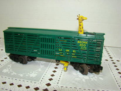 Lionel No. 16605 Bronx Zoo Operating Giraffe Car