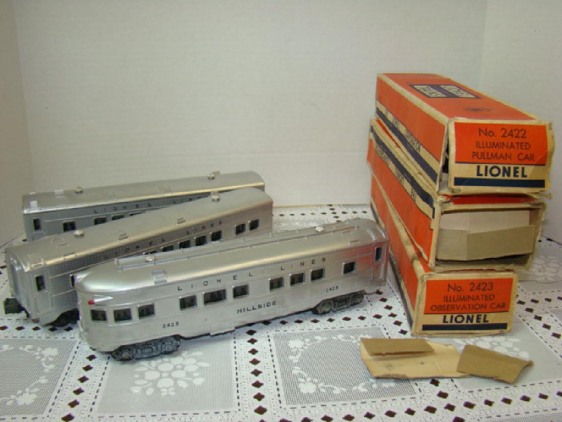 Lionel 3 Piece Illuminated Train Car Set