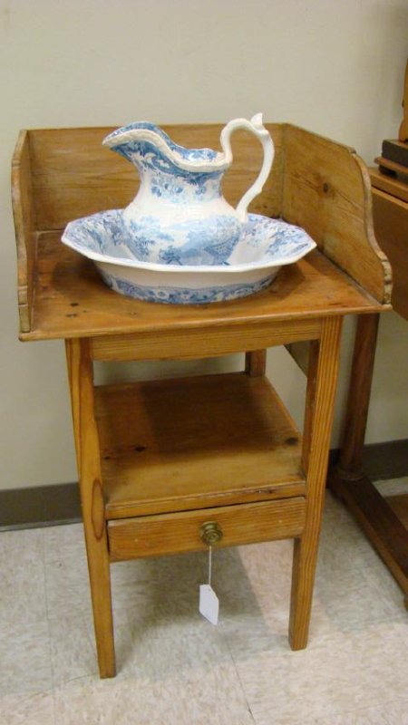Early American Pine Washstand With Bowl & Pitcher