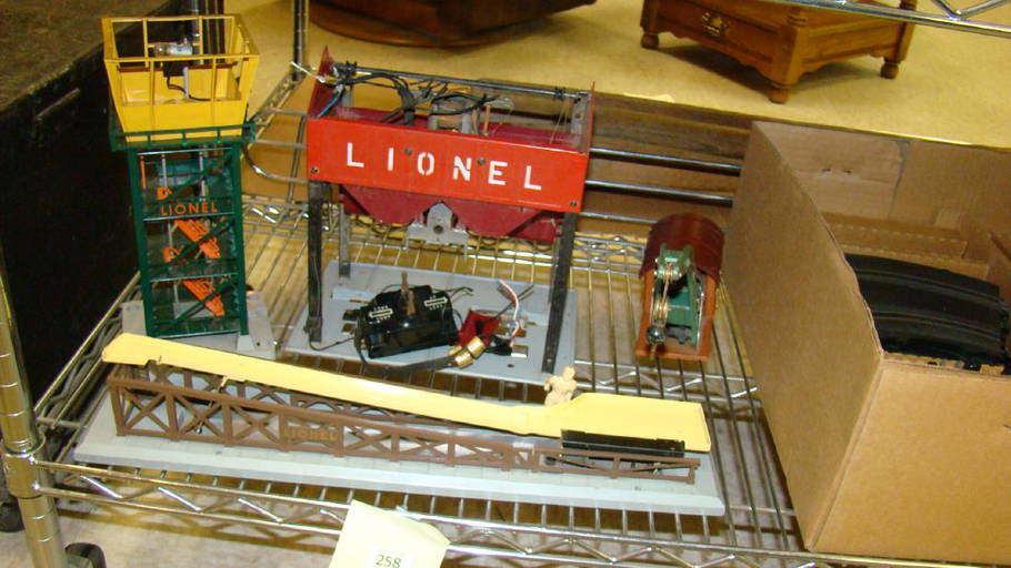 Lionel Trains Operating Barrel Loader And More