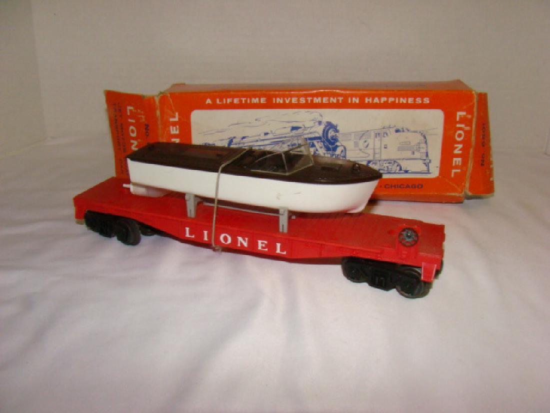 LIONEL 6501- JET MOTOR BOAT WITH TRANSPORT CAR