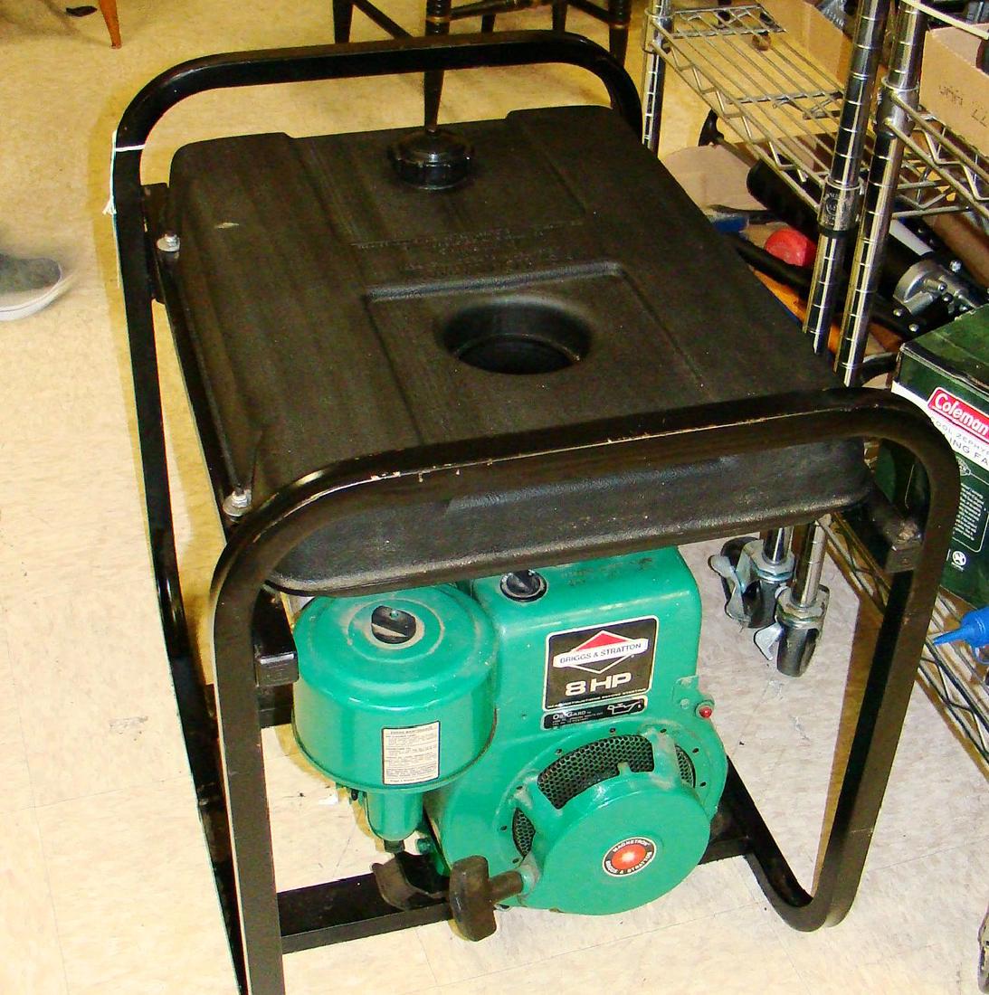 BRIGGS AND STRATTON 8 HP GAS GENERATOR