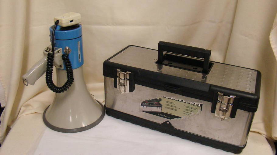 Er 66s Transistor Megaphone And A Stainless Steel