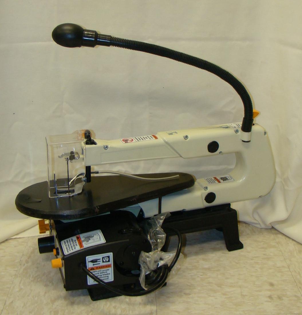 PRE-OWNED SHOP FOX MODEL W1713 SCROLL SAW