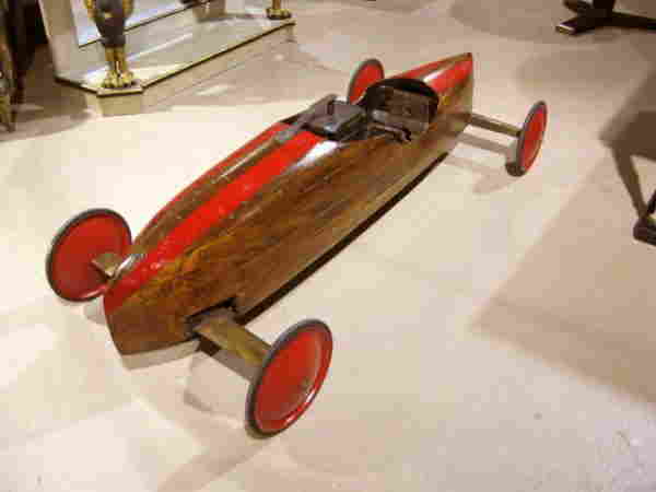 ANTIQUE SOAP BOX DERBY RACE CAR