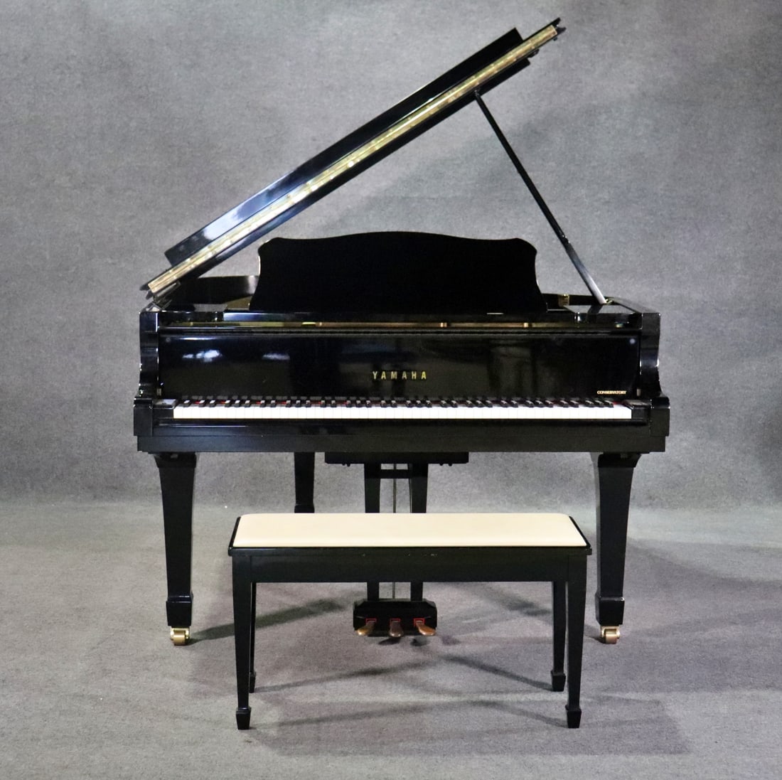 Black Lacquer Baby Grand Yamaha Piano With Key Auction
