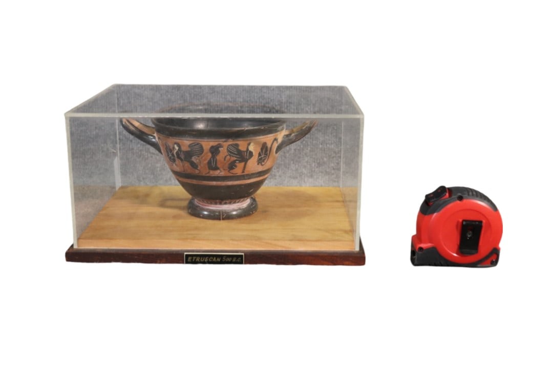 Etruscan Black Figure Sphinx Kylix Cup/vase Circa 500 B.c Auction