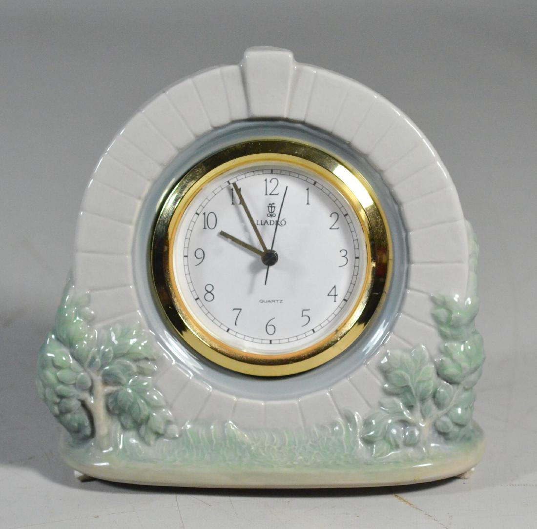 Lladro "moongate Clock" No 7541, Marked Lladro Handmade