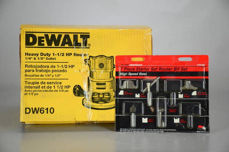 Dewalt Heavy Duty 1 1/2 Hp Router