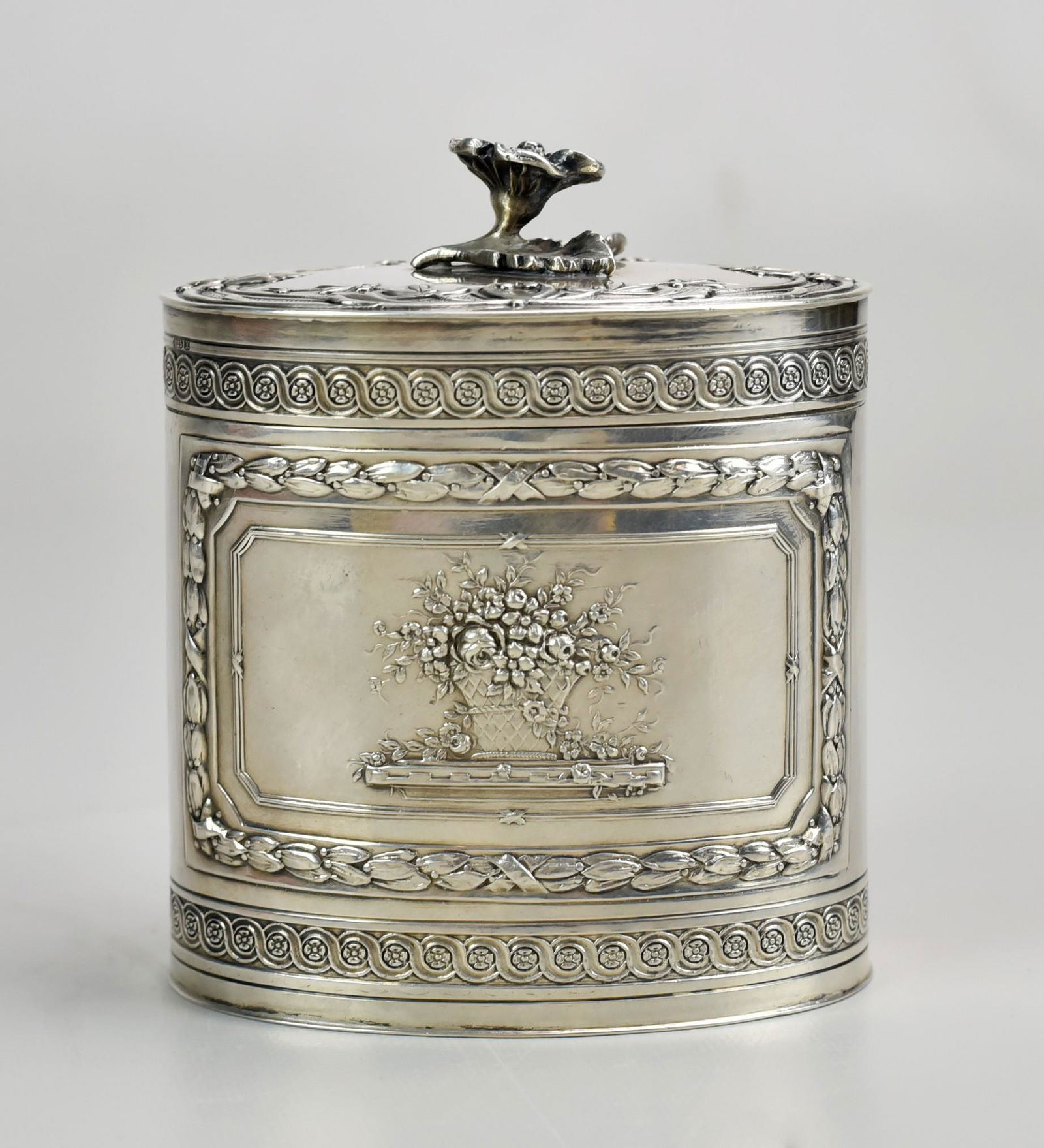 Sterling Silver Alvin Tea Jar - Oct 15, 2019 | William Bunch Auctions ...