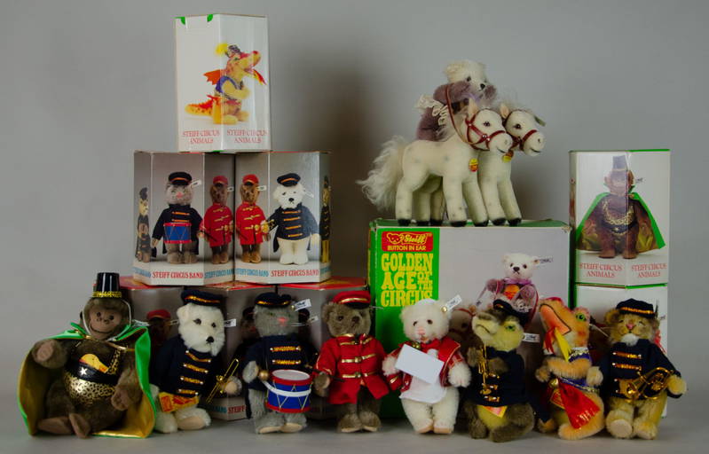 (9) Steiff Circus Band And Circus Animals