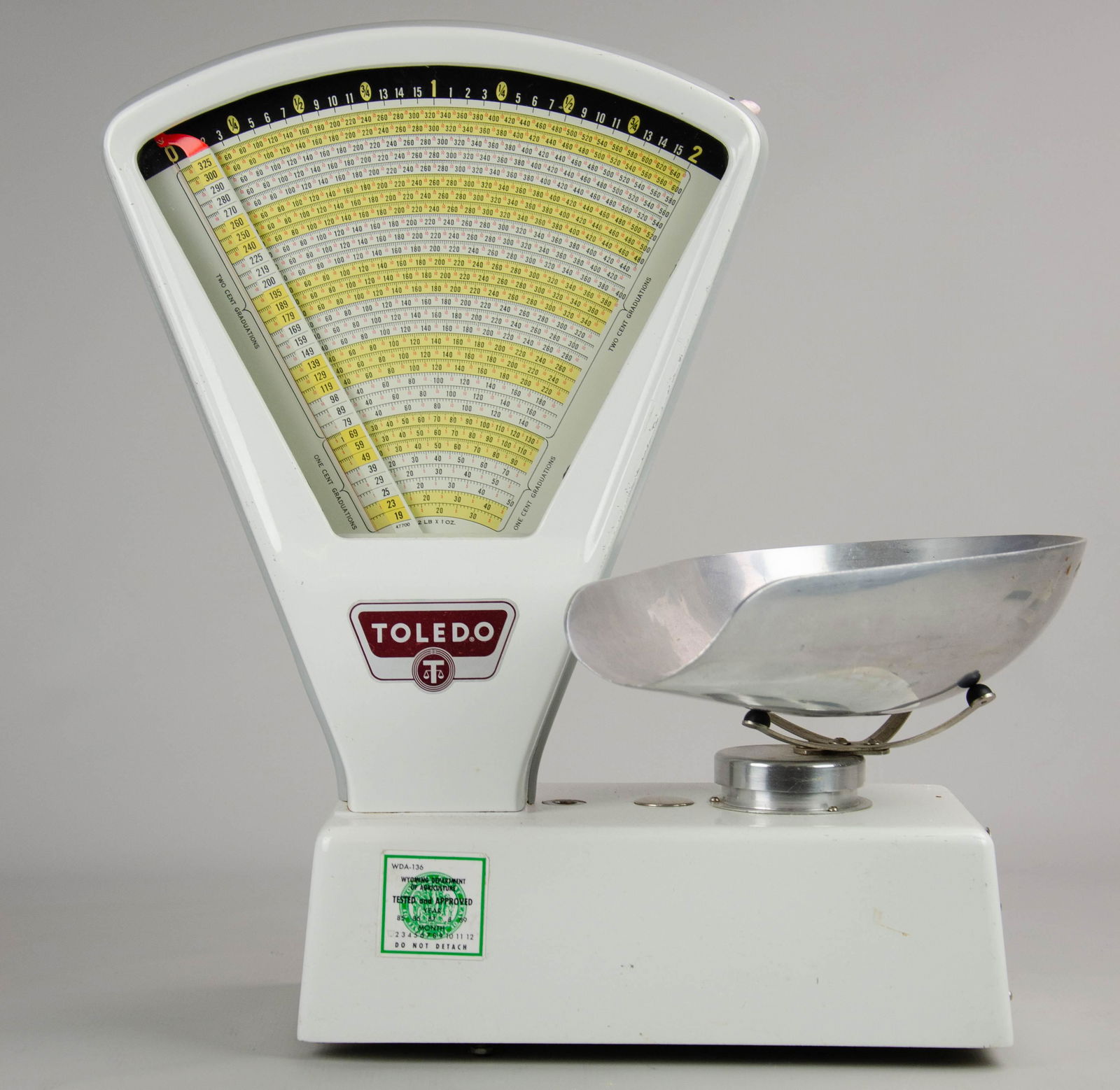 Toledo Calculating Candy Scale Model 3111