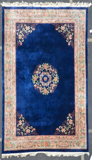 10' X 14' Modern Sculptured Chinese Carpet
