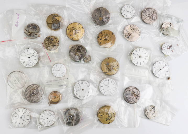 (27) Pocket Watch Movements, 19 W/dials