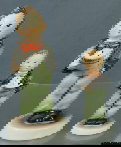 2 Hummel Figurines: Soloist 135, 4 1/2" Tall; Sol