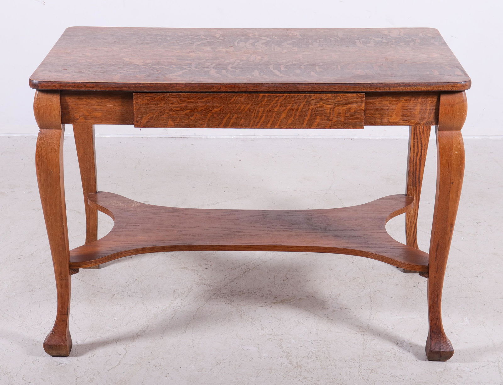 Wolverine Manuf. Co Oak Library Table