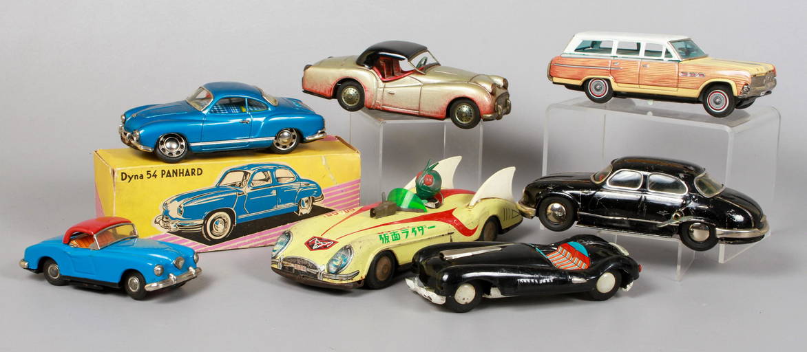(7) Japan Made Vintage Toy Cars