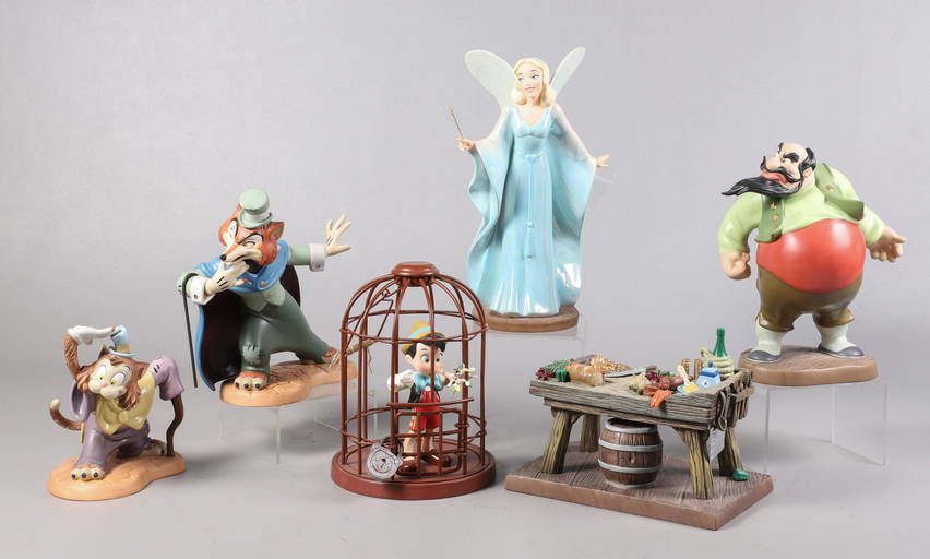 (6) Disney Pinocchio Figures