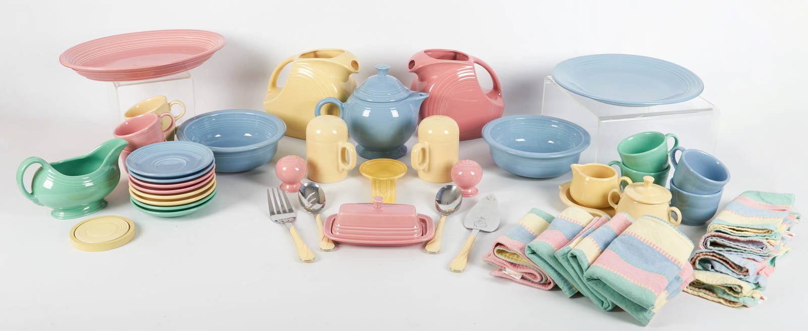 (46) Pcs Fiestaware Dinnerware & Accessories Auction