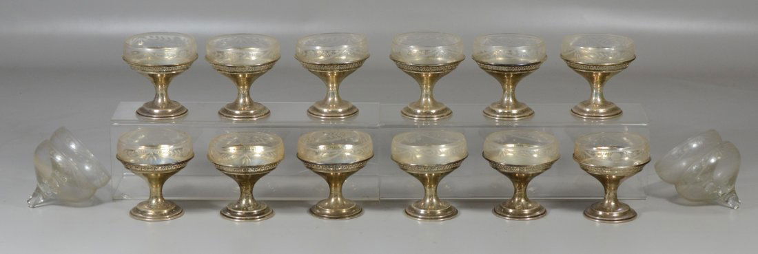 12 Sterling Silver Wallace Sherbet Cups With 16 Glass