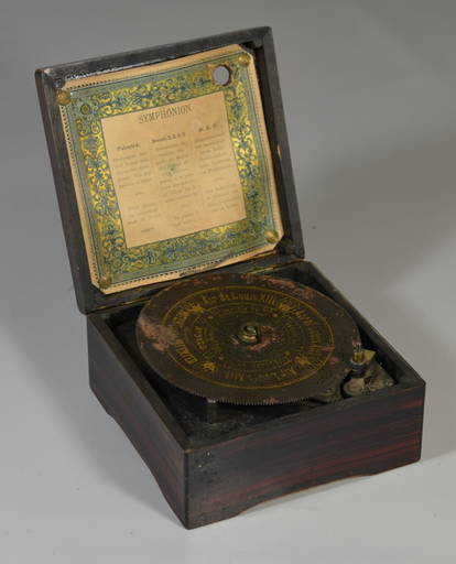 Symphonium Style 28 Disc Music Box, One 5 3/4" Disc
