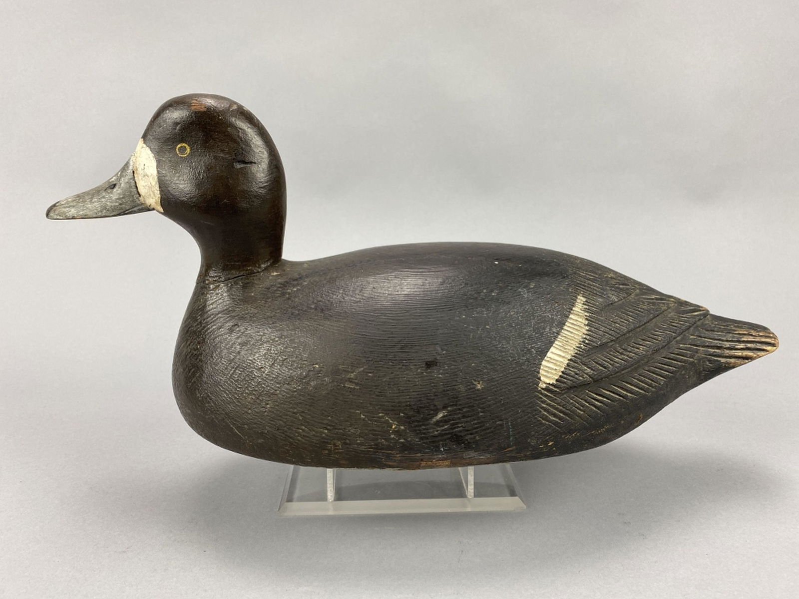 Bluebill Hen Duck Decoy (#0426) on Apr 09, 2022 | Auctioneers Inc in MI