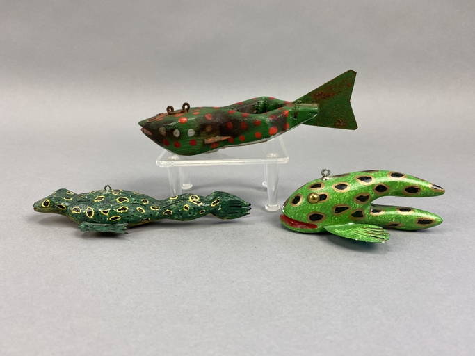 3 Frog Fish Spearing Decoys