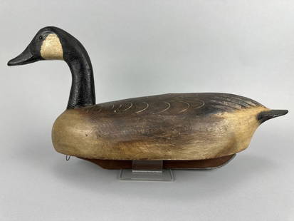 5 Decoys Incl. Schmidt Style Canadian Goose
