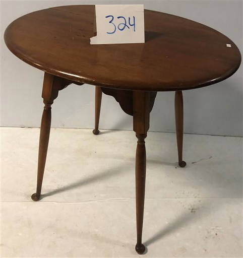 Oval Queen Anne Style Table
