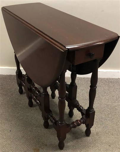 Mahogany Gate Leg Drop Leaf Table 14"x36" Closed