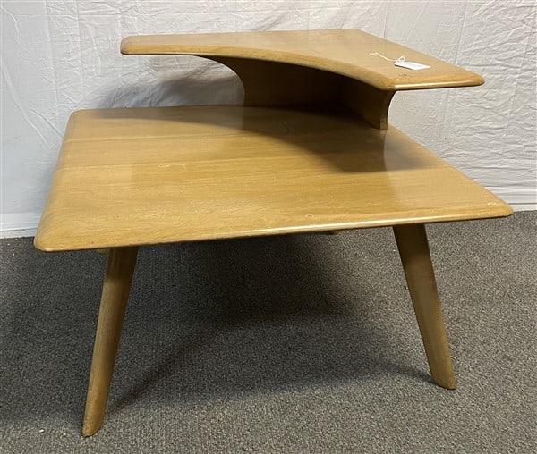 Bissman Mid Cent 2 Tier Maple Table Auction